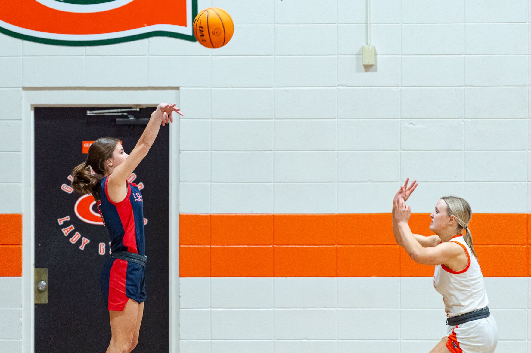 Glenwood girls basketball defeats Lee-Scott