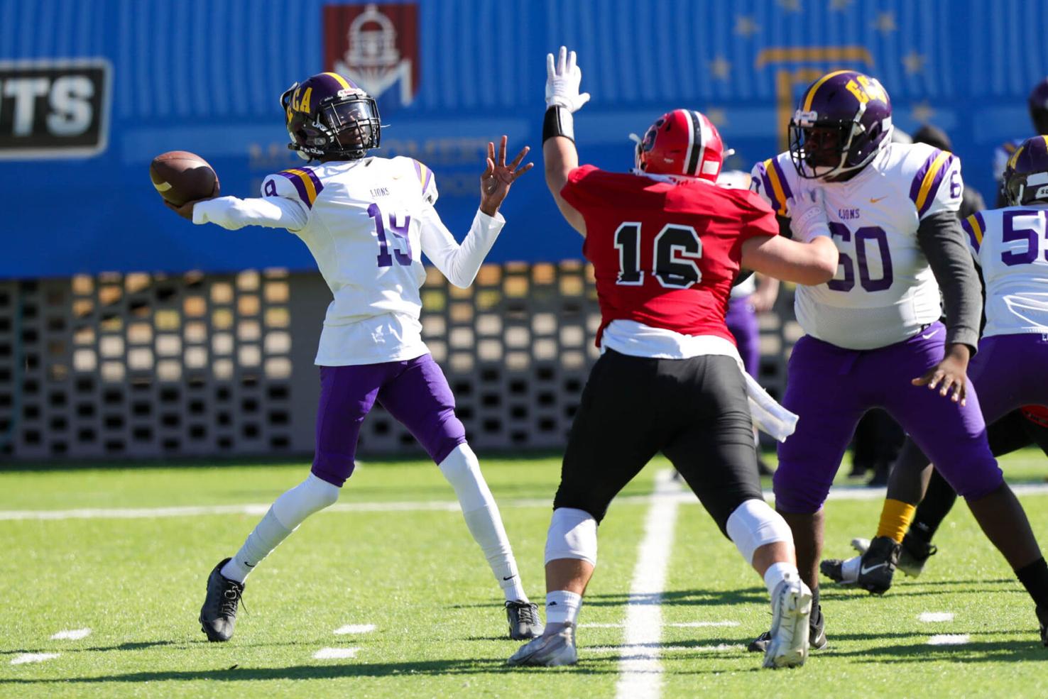 PHOTOS: Springwood football vs. Evangel Christian