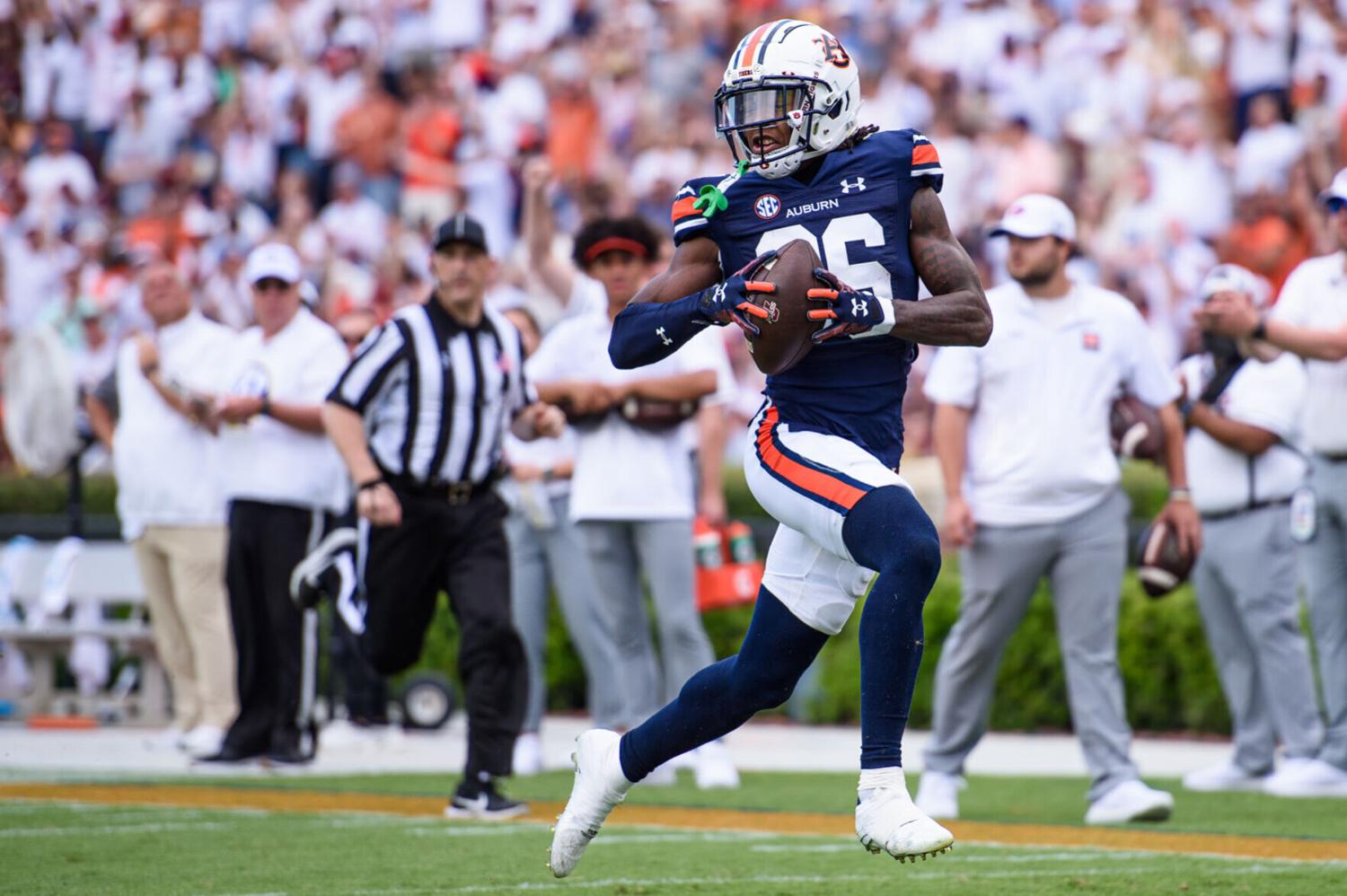 Auburn's Jaylin Simpson as special as he's ever been
