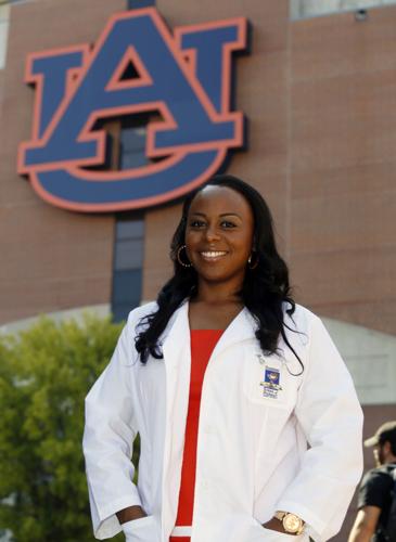 An Auburn tradition: Jamie Tillman, daughter of famed wide receiver ...