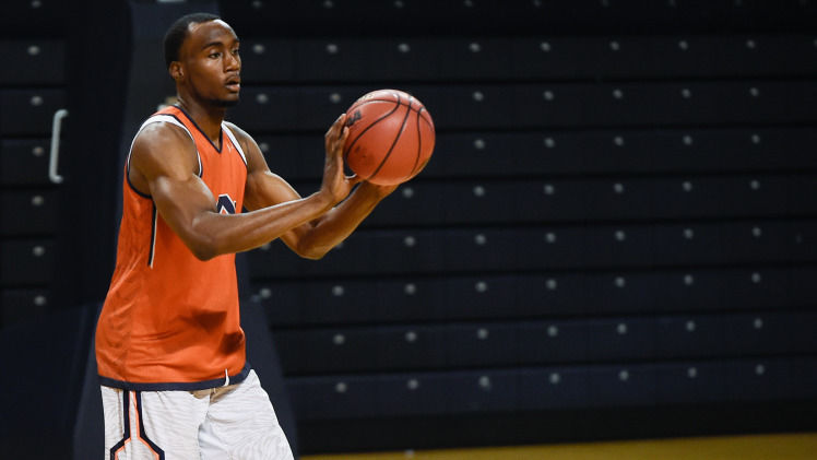 LaRon Smith eager for chance to play against old team as Auburn hosts ...