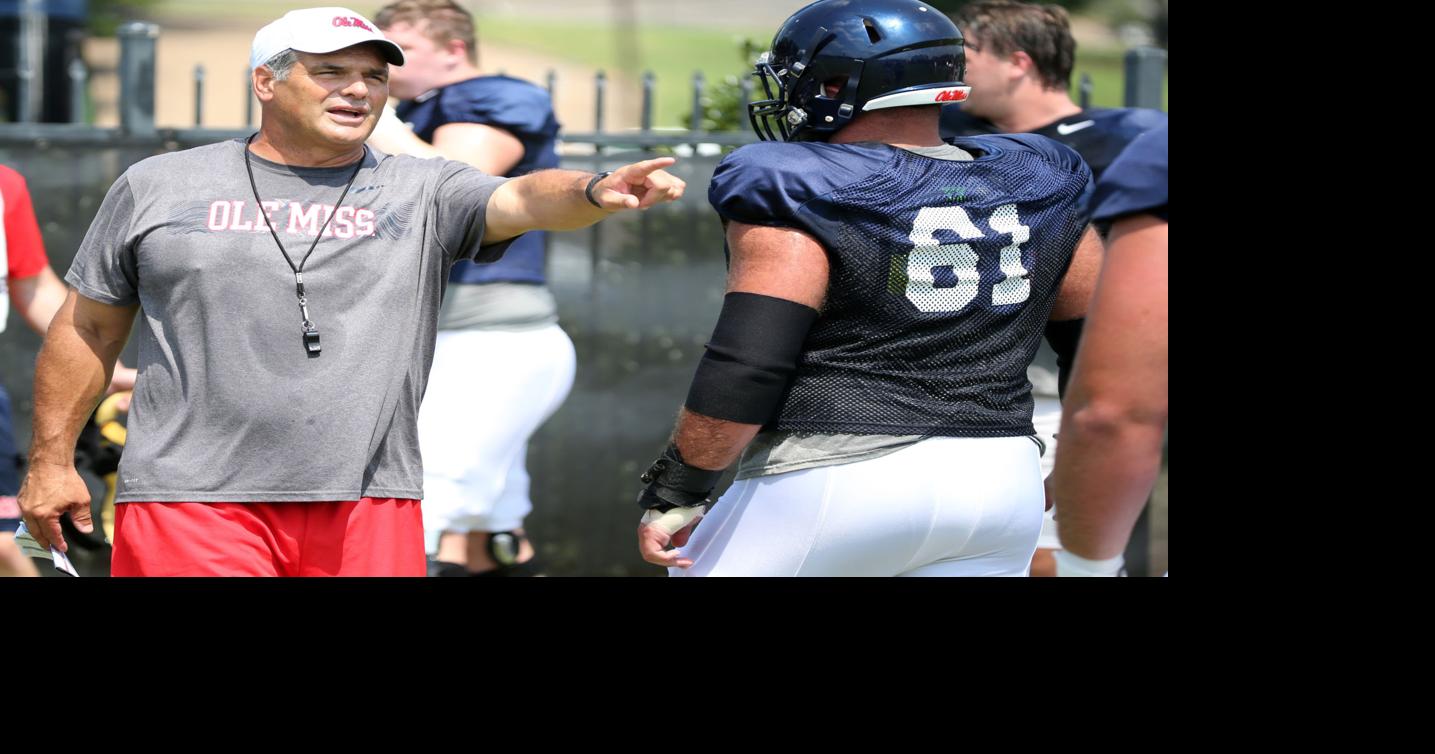 Auburn names Jack Bicknell Jr. new offensive line coach