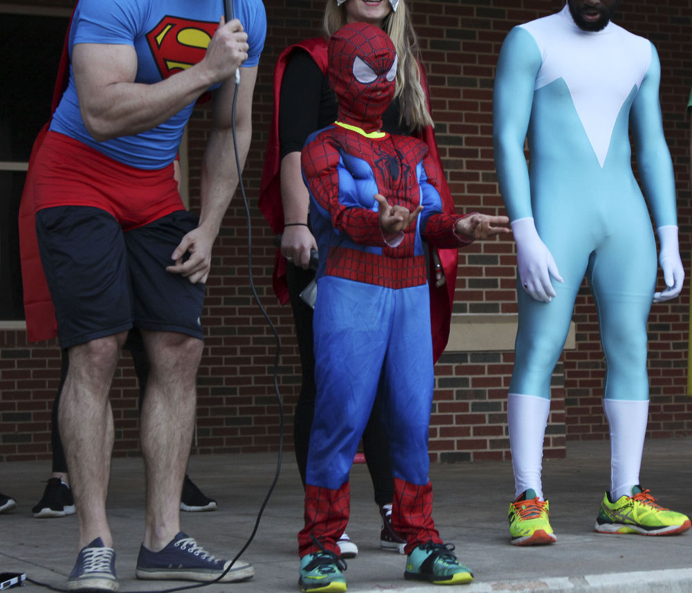 Superheroes come out in full force for fun run | News | ocolly.com