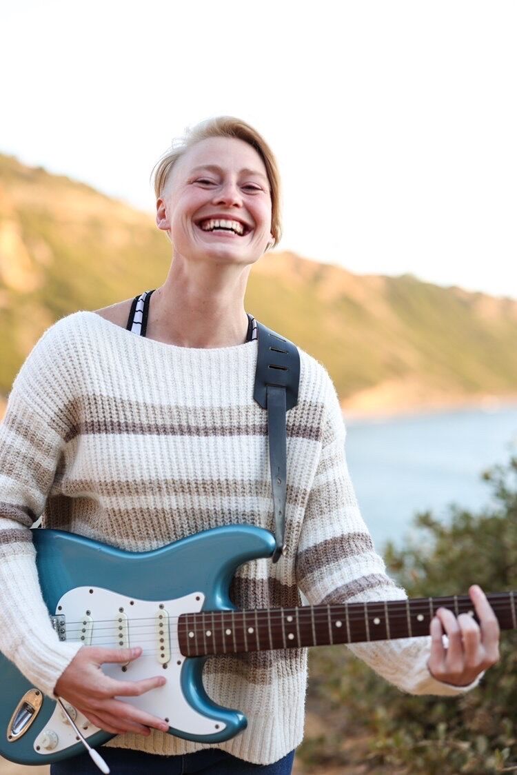 Artist Spotlight: Emma Rose | Entertainment | ocolly.com