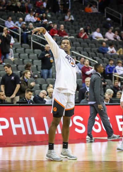 Cam's kicks: McGriff's Jordan collection shows on court | Sports ...