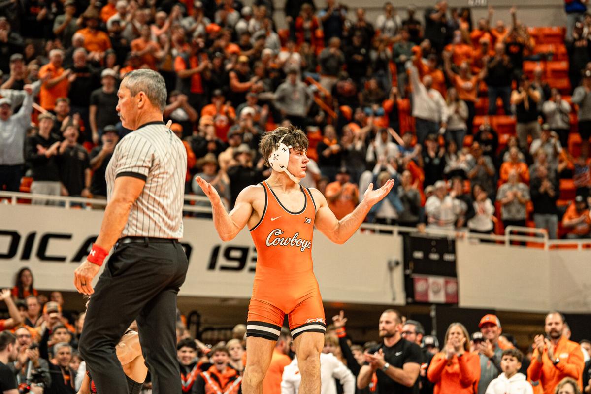 Freshmen Robideau, Lockett earn upset wins in OSU's dual win against ...
