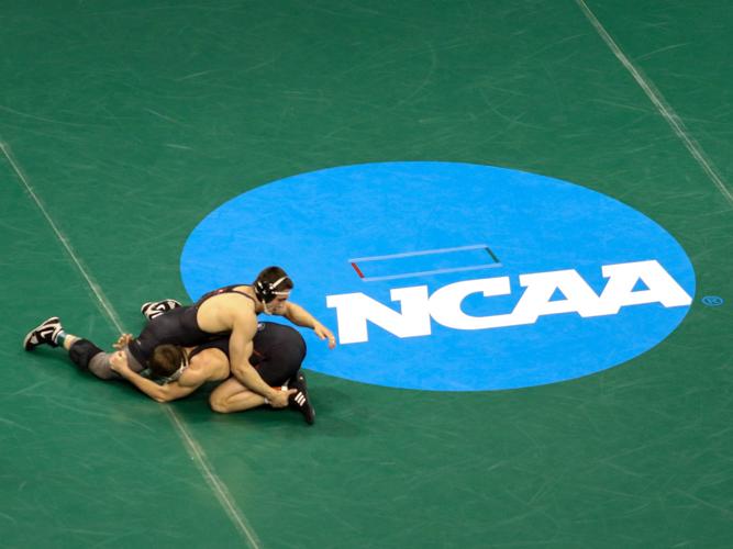 NCAA Wrestling Championship: Day 1 | Multimedia | ocolly.com