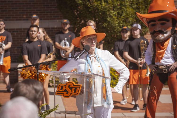Former OSU President Burns Hargis honored with statue | News | ocolly.com