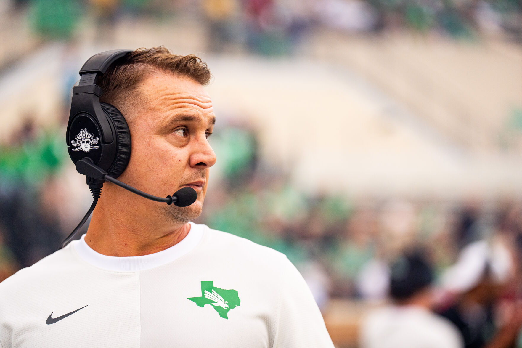 Eric Morris balancing UNT's title push, transition to Oklahoma State ...