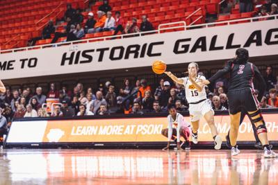 Keys, Fields carry offense in season-opening loss | Sports | ocolly.com