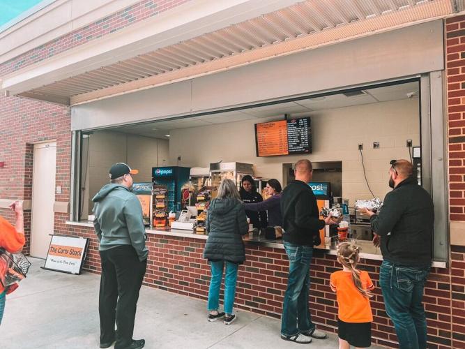 From cart to shack: Curty makes an impact | News | ocolly.com