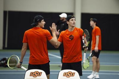 Cowboys defeat USC for first top-5 win in coach Dustin Taylor era ...