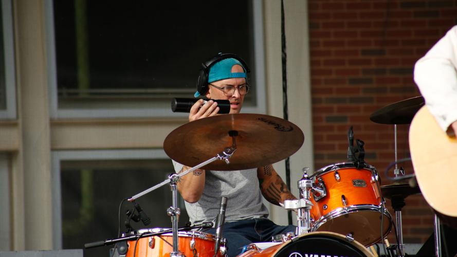 Graham Colton Pregame Concert | | ocolly.com