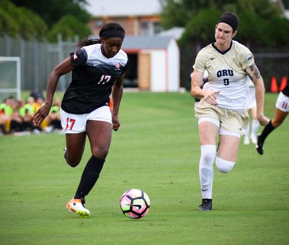 Photo Gallery: Oklahoma State vs ORU Soccer | Gallery | ocolly.com