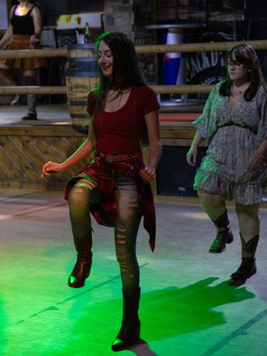 Gallery: Line Dancing at Outlaws | | ocolly.com