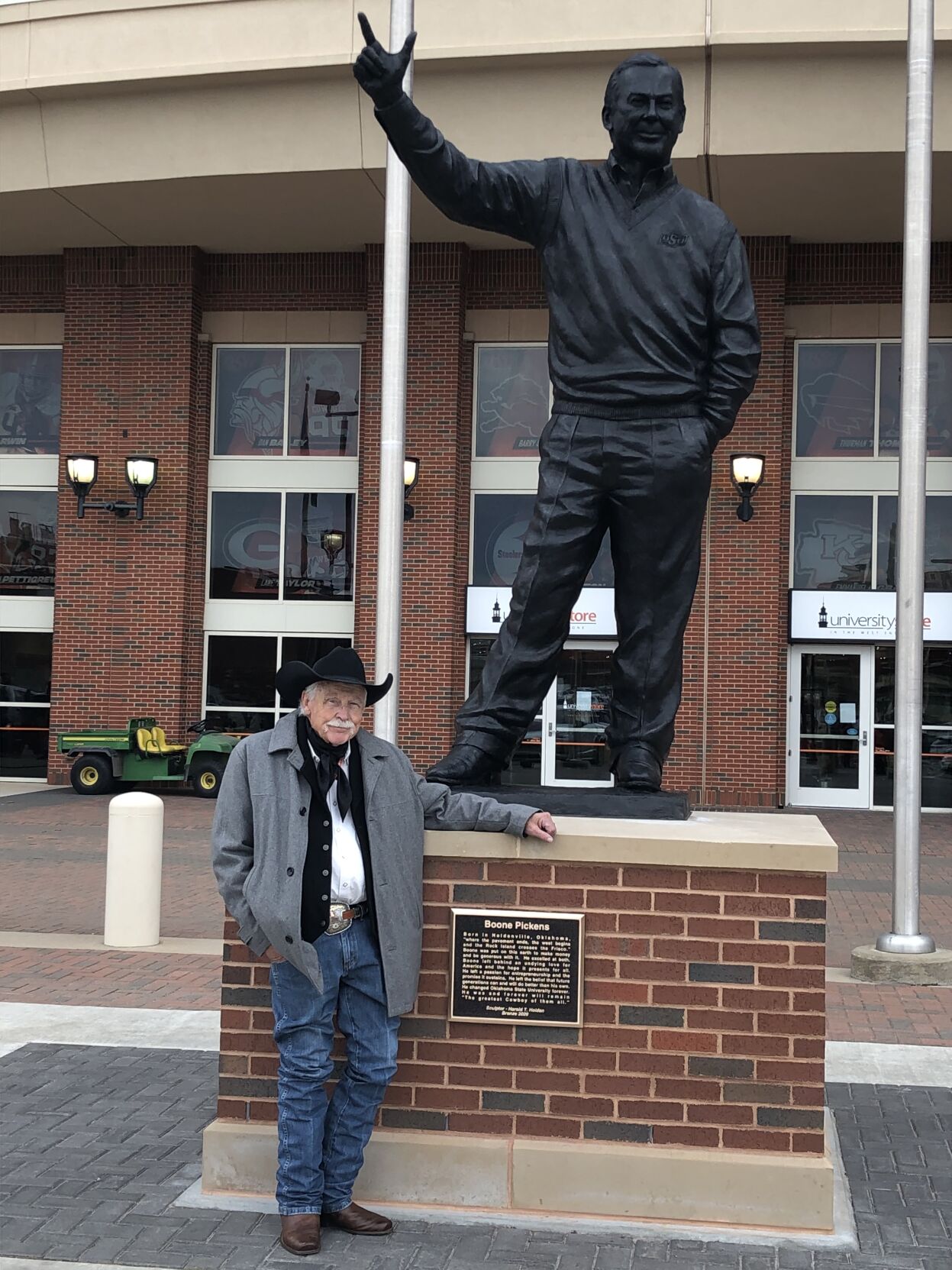 Carving a Cowboy: The man behind OSU's latest statue | Sports | ocolly.com