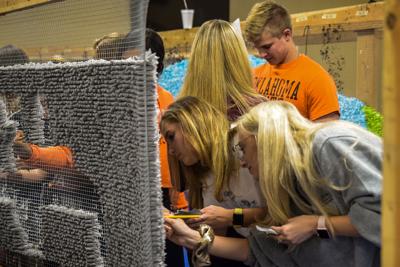 Final touches to Homecoming decks done at All Night Pomp | News ...