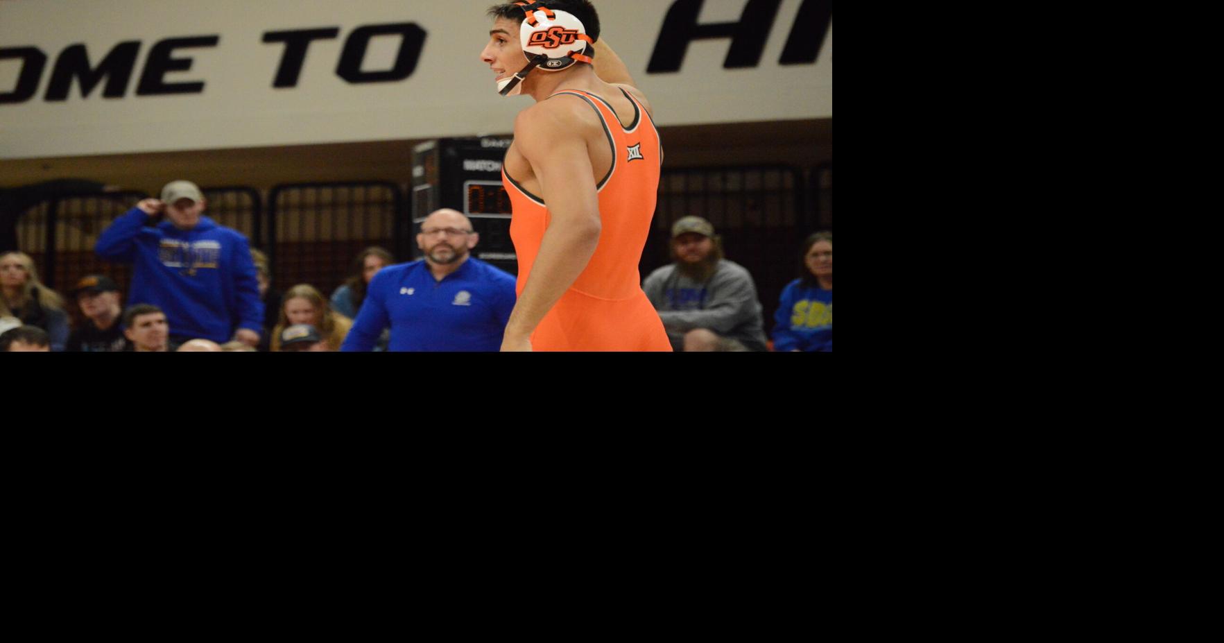 Jordan Williams, Izzak Olejnik earn falls in OSU's 31-6 win against ...