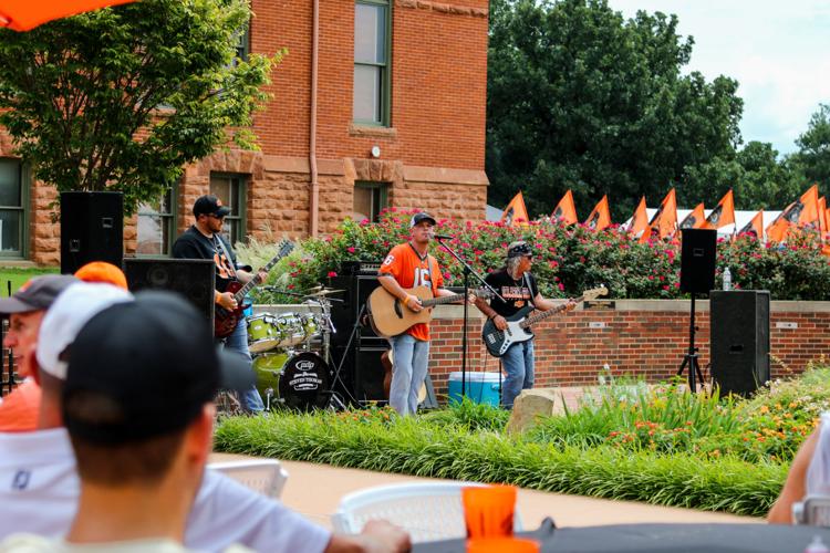 PHOTOS: OSU Tailgate | Big 12 Sports | ocolly.com
