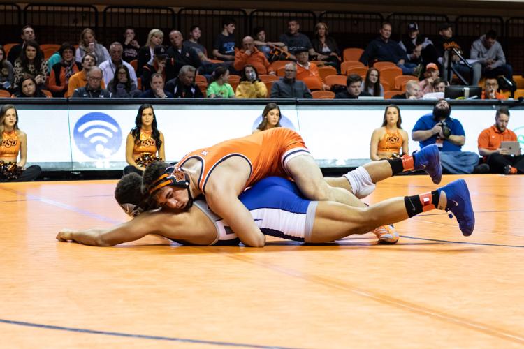 PHOTOS: OSU wrestling dominates Air Force 39-0 | Big 12 Sports | ocolly.com
