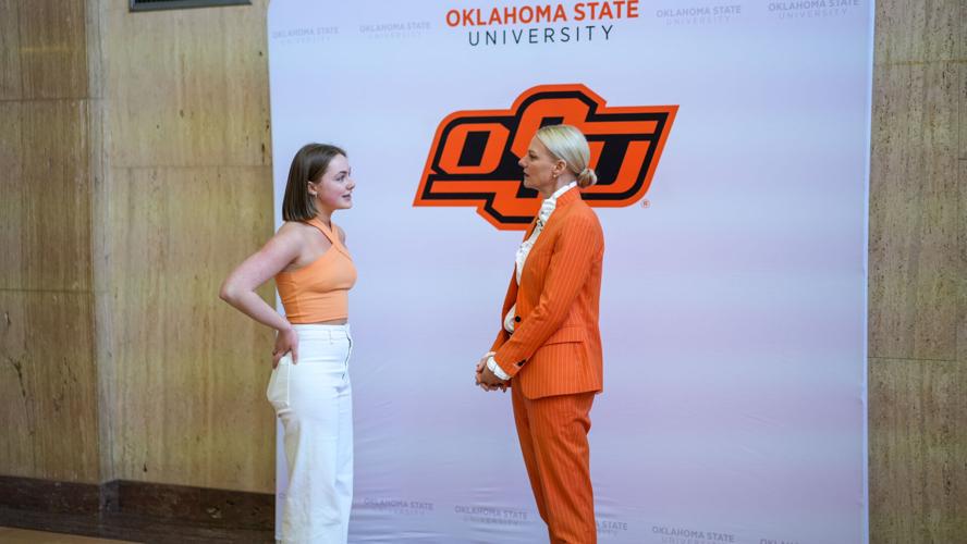 Graduation Photos with President Shrum | | ocolly.com