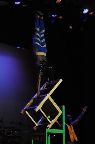 Cirque Zuma Zuma performs Monday night | Gallery | ocolly.com