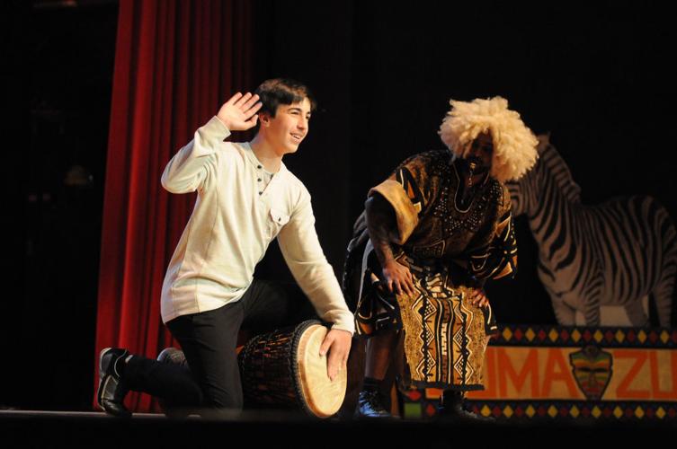 Cirque Zuma Zuma performs Monday night | Gallery | ocolly.com