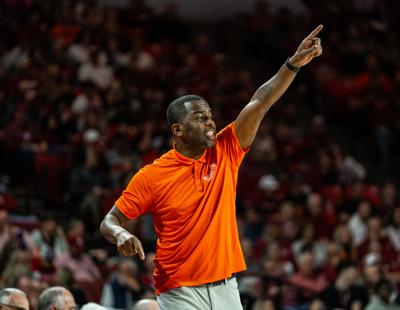 'They need to invest in these kids': Mike Boynton discusses OSU's NIL ...