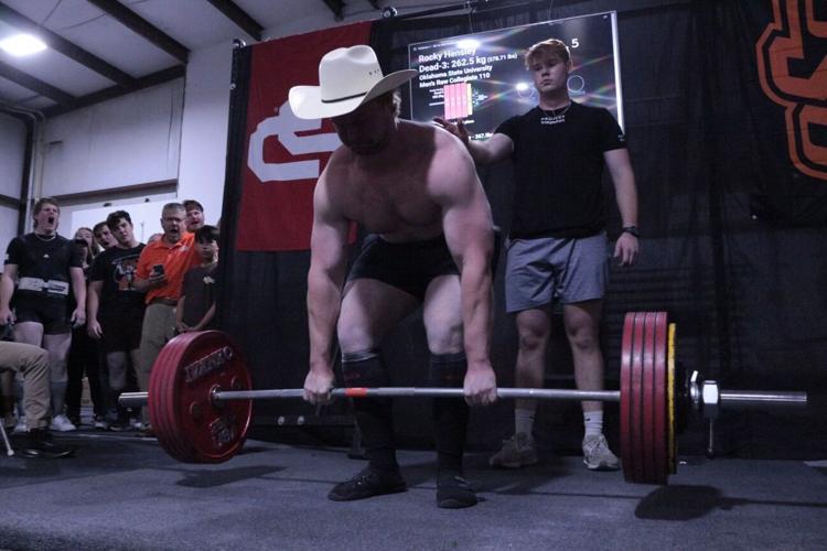 Rivalry put aside at OU, OSU mock powerlifting meet | News | ocolly.com