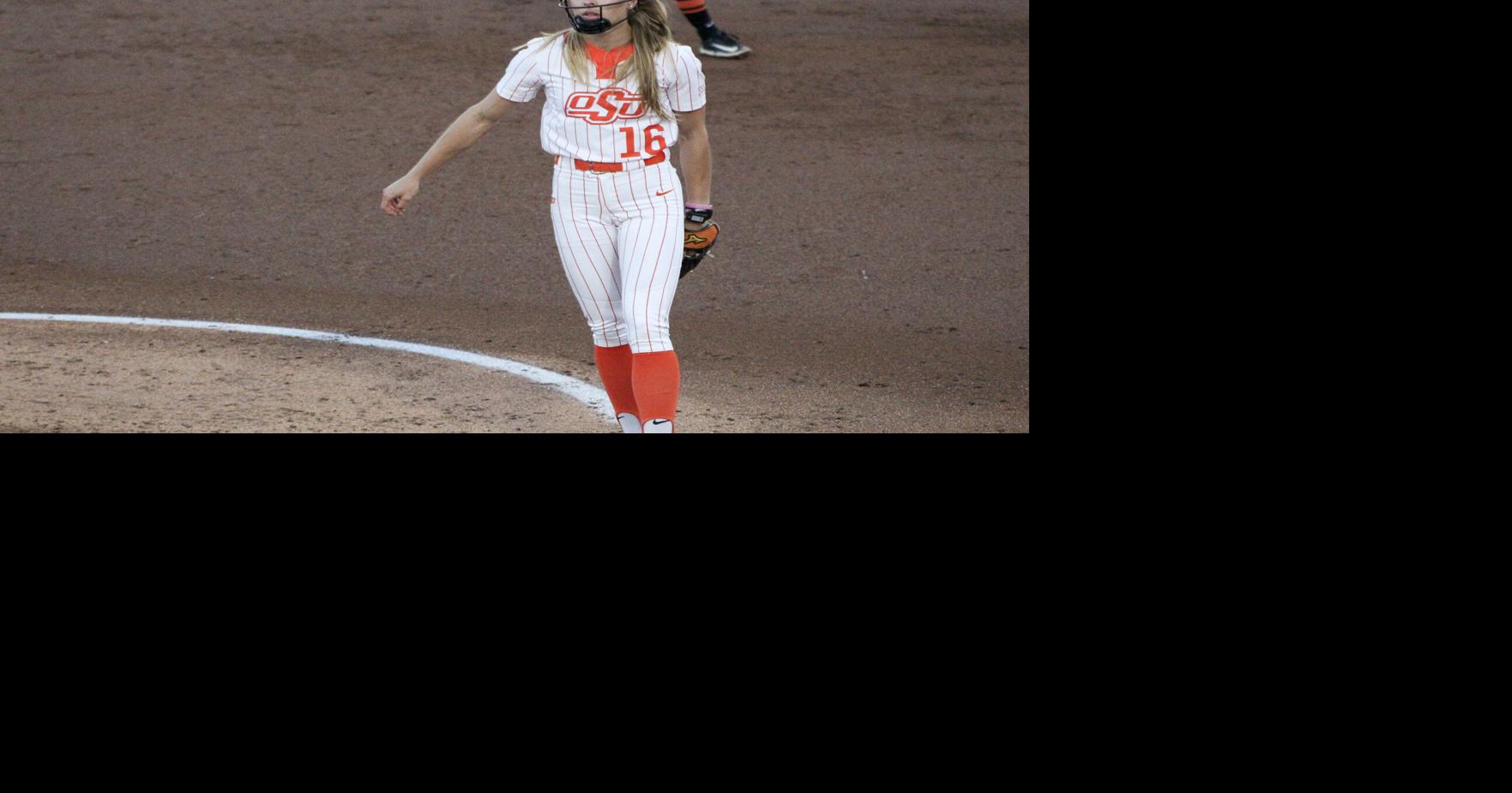 Katie Kutz earns Big 12 Pitcher of the Week honors | Softball | ocolly.com