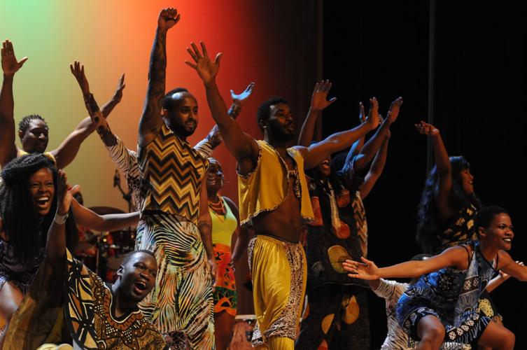 Cirque Zuma Zuma performs Monday night | Gallery | ocolly.com