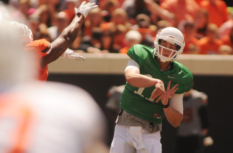 Lunt Leaves | Football | ocolly.com