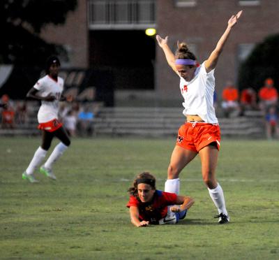 Cowgirl freshman Zoller shines bright in debut | Sports | ocolly.com