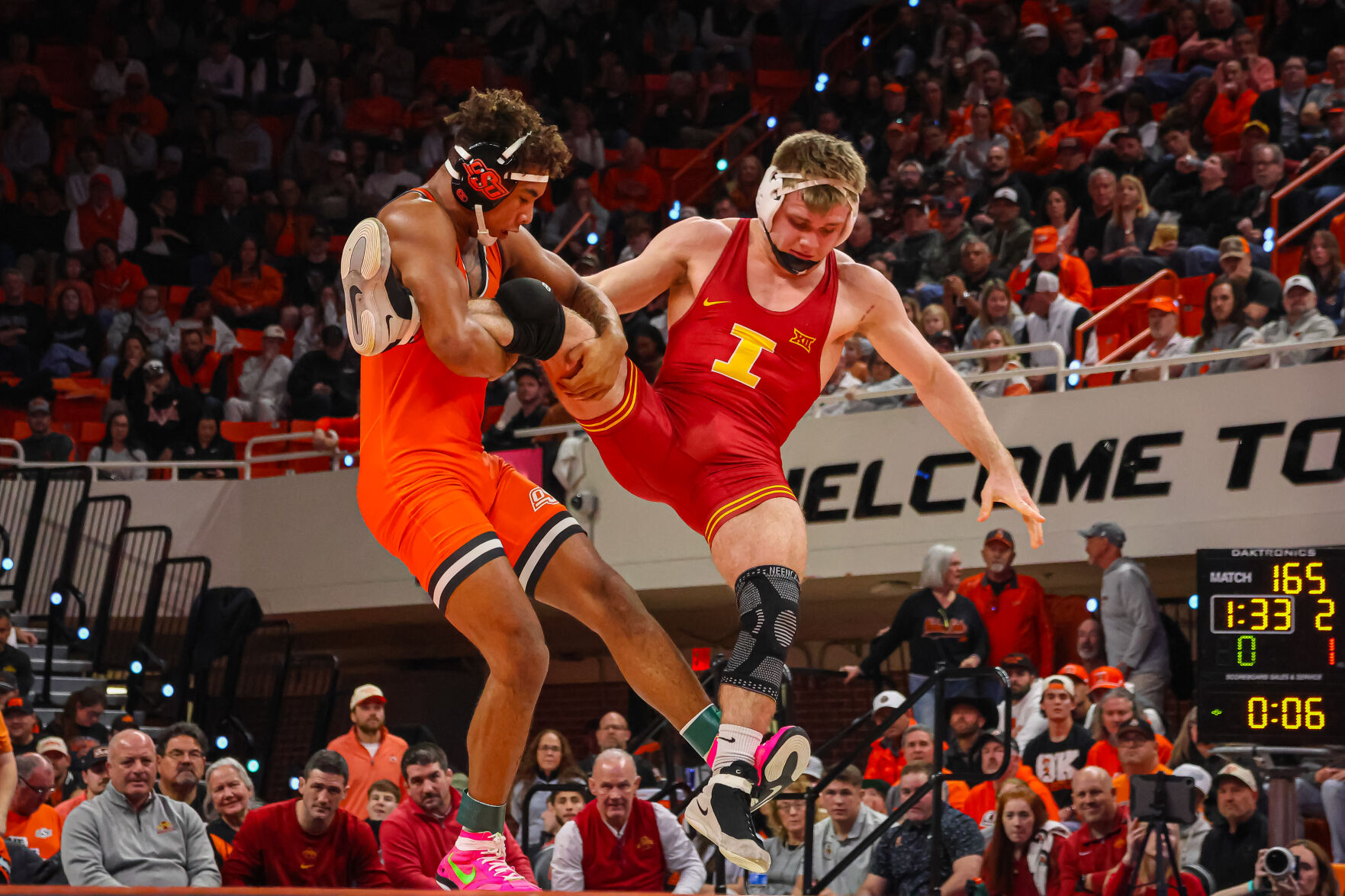 LaDarion Lockett embraces pressure during unbeaten freshman run ...