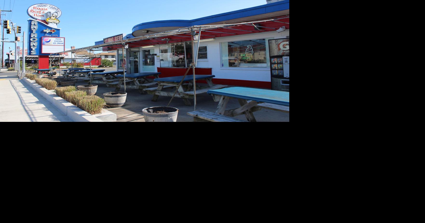 Simms departs from OC restaurant | Business | octodaydispatch.com