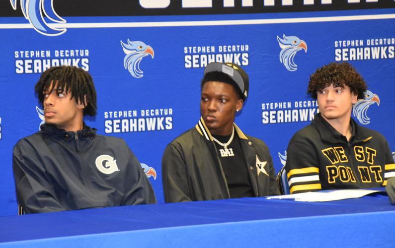 Three Decatur seniors commit to Division I football | | octodaydispatch.com