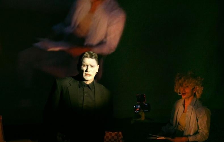 James Franco draws spectators into Robert Blake’s world in ‘Desert ...