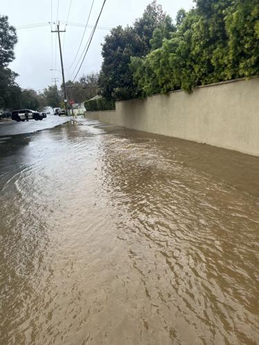 Water main rupture on Aliso Street causes water shut off | News ...