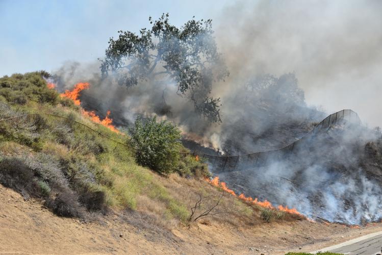 DAY 1: Evacuations issued for Simi Valley, Thousand Oaks amid ...