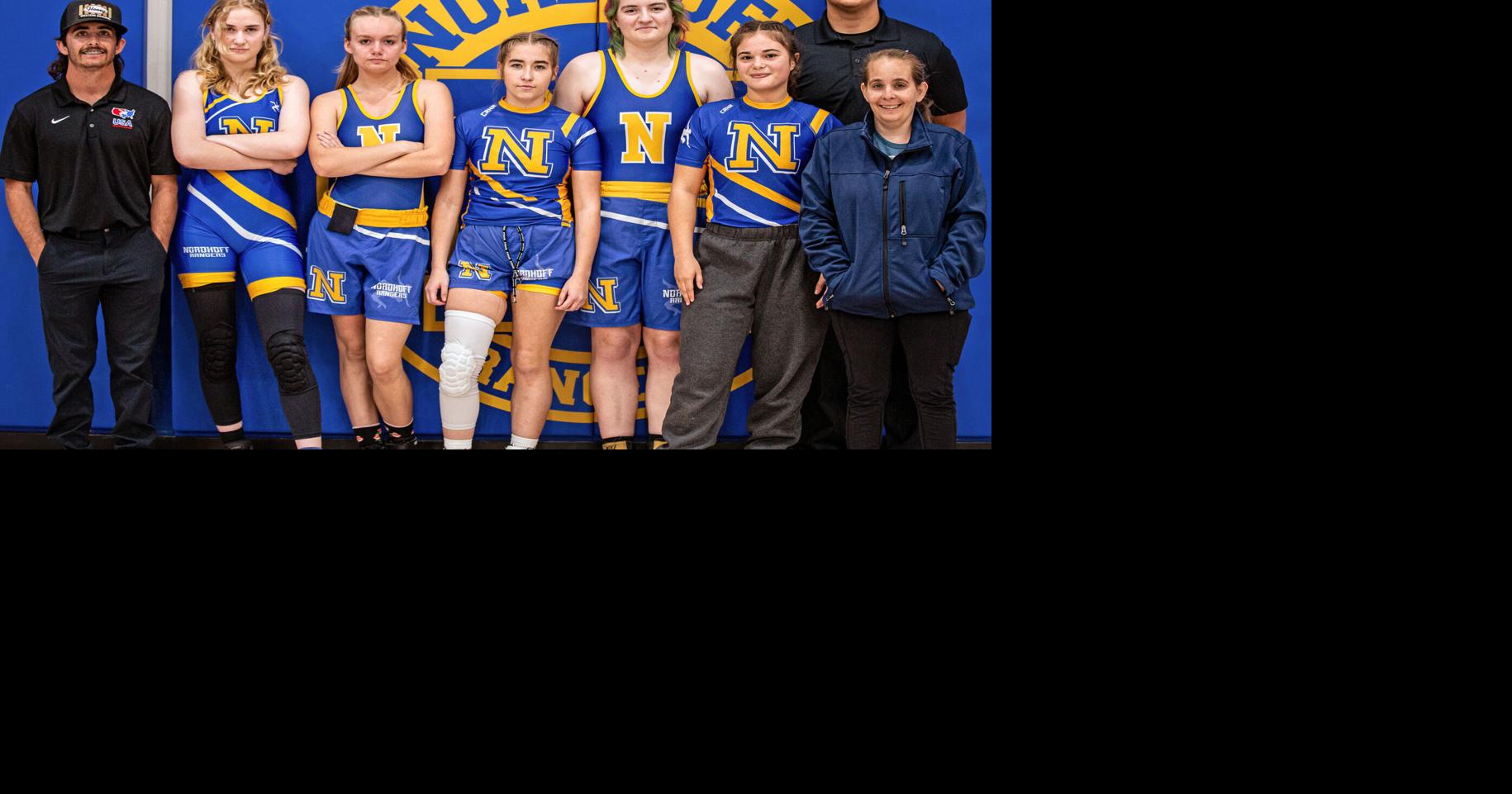Nordhoff girls wrestlers wreck it | Sports | ojaivalleynews.com