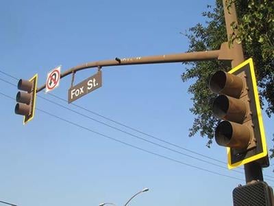 Traffic lights' yellow borders signal enhanced safety | News ...