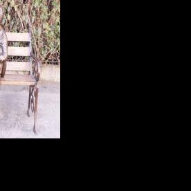 Bronze statue embodying love of books finds home at Ojai Library ...
