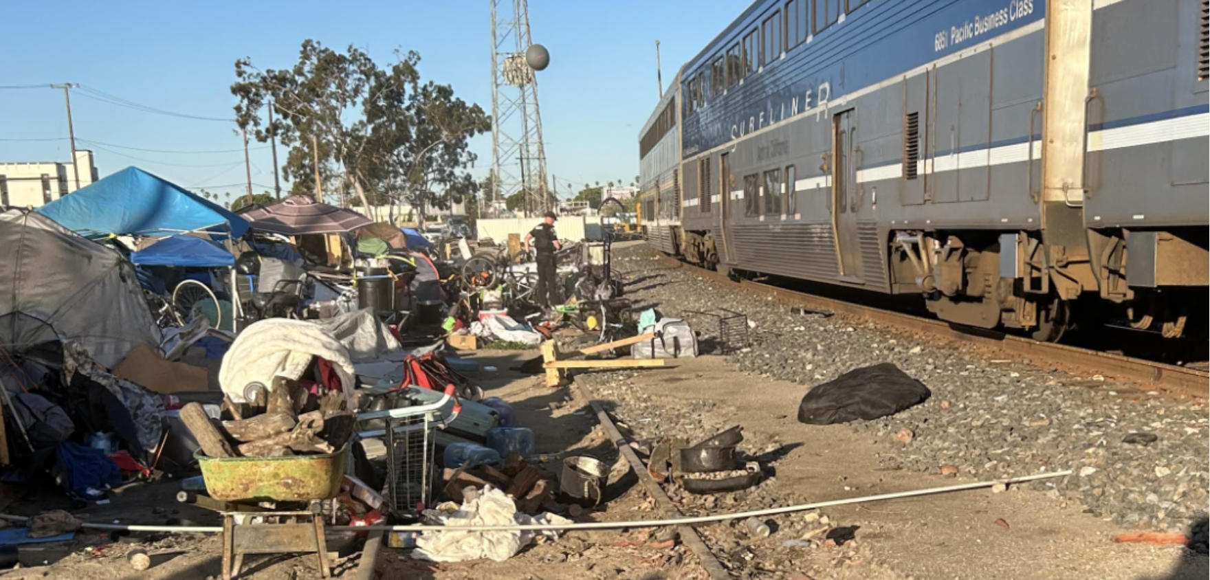37 arrested, 33 tons of waste removed after Oxnard’s E. Fifth Street ...