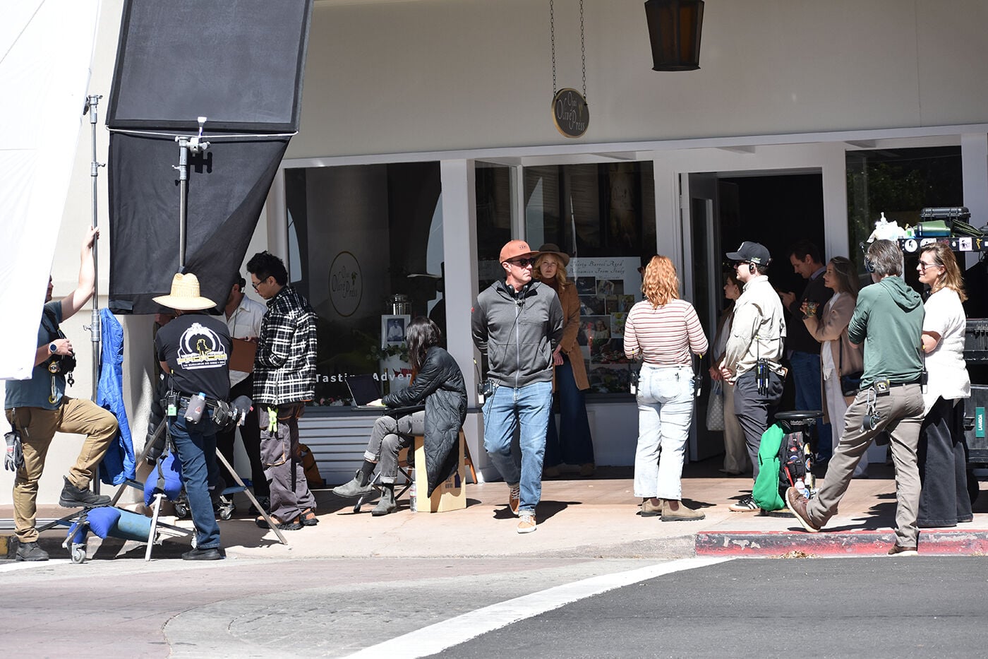 Netflix series ‘Beef’ with A-list actors films in downtown Ojai | News ...