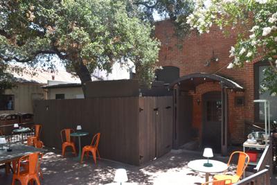 Reorientation for Ojai Mountain Farm’s outdoor patio passes council ...
