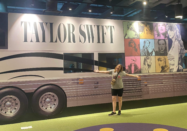 ...Ready for It: Grace Hawkins is "extremely excited" to see Taylor ...