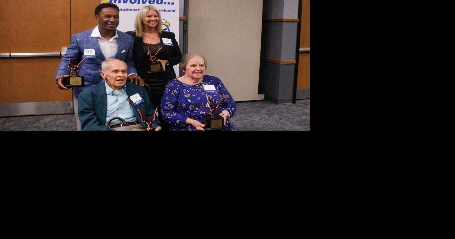 Darren Sproles one of four inducted into Olathe Alumni Wall of Honor ...