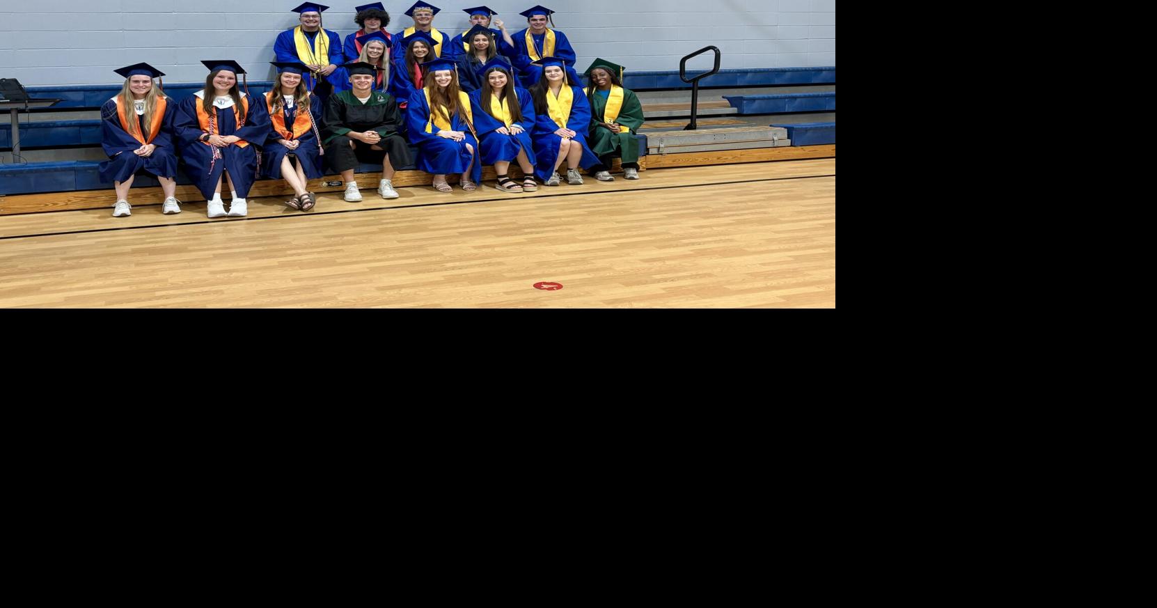 PHOTO GALLERY | Tomahawk Elementary Grad Walk | School News ...