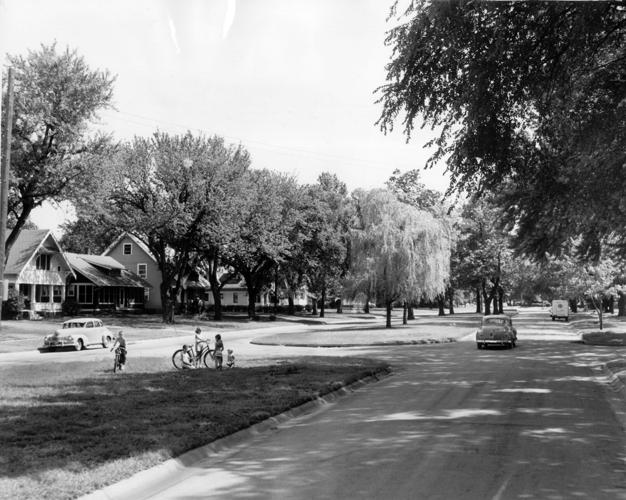 Florence Boulevard remains 'Omaha's Prettiest Mile'