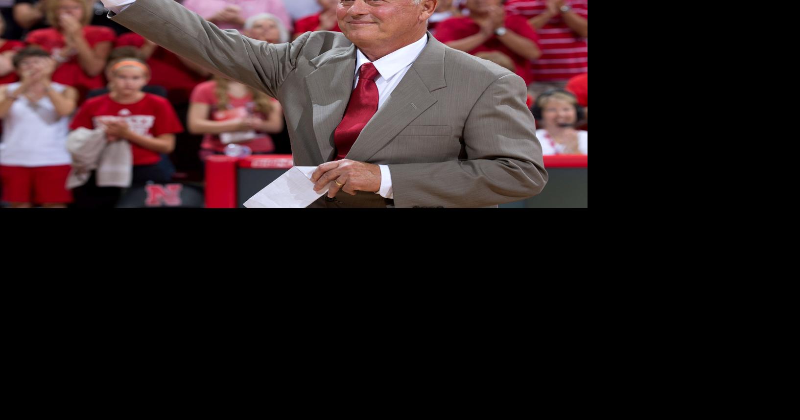 Former Husker volleyball coach Terry Pettit's career adds new verse ...